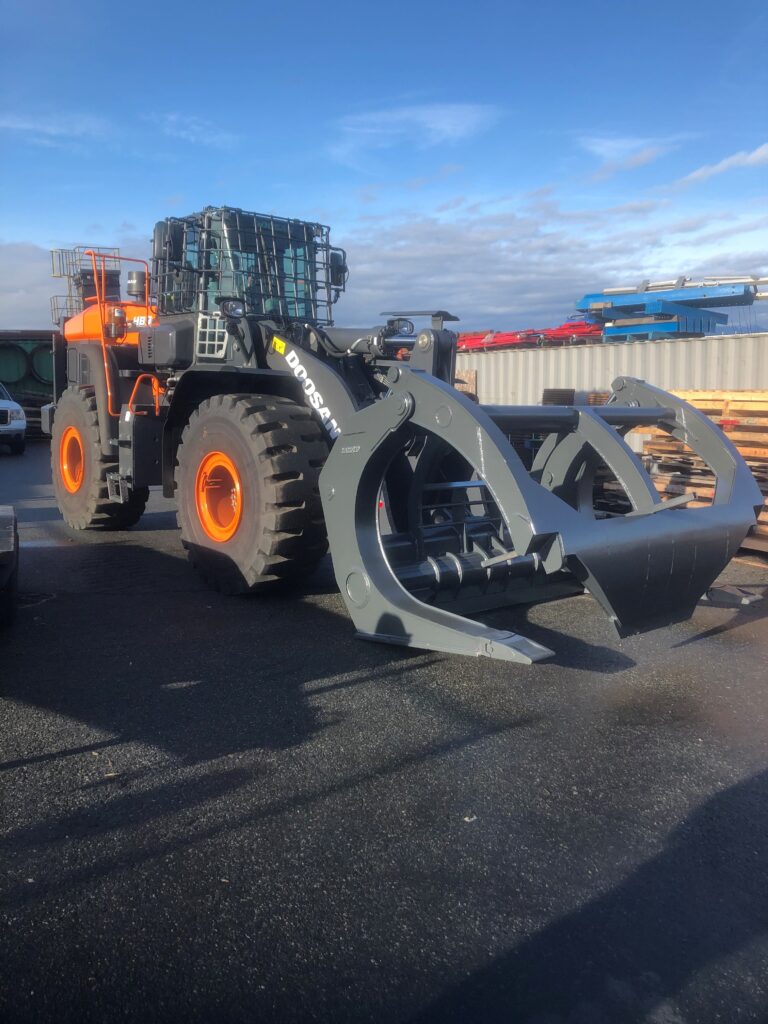 Log Grapples - Excavators and Wheel Loader Attachments